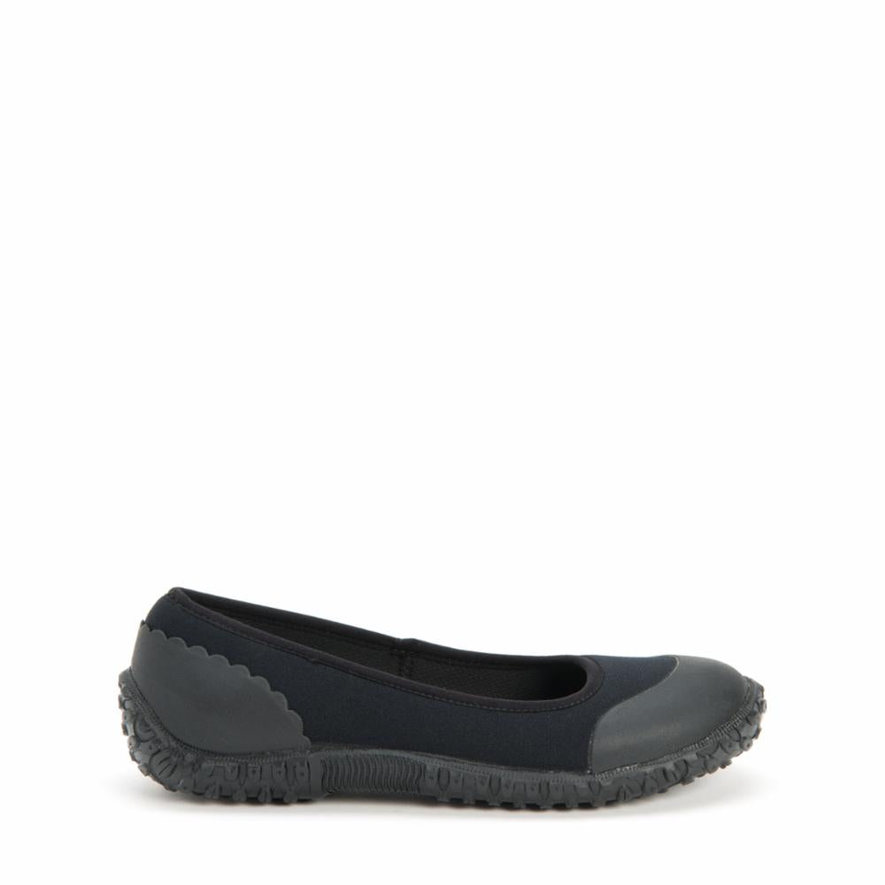 Muck Footwear Women MUCKSTER II FLAT BLACK/NIGHTFLORALPRINT – Muck Boot ...